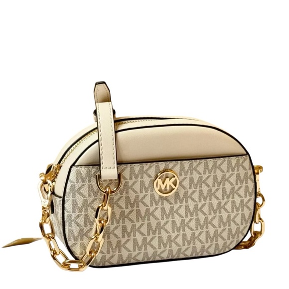 Michael Kors | Bags | Michael Kors Jet Set Glam Small Front Pocket Oval ...